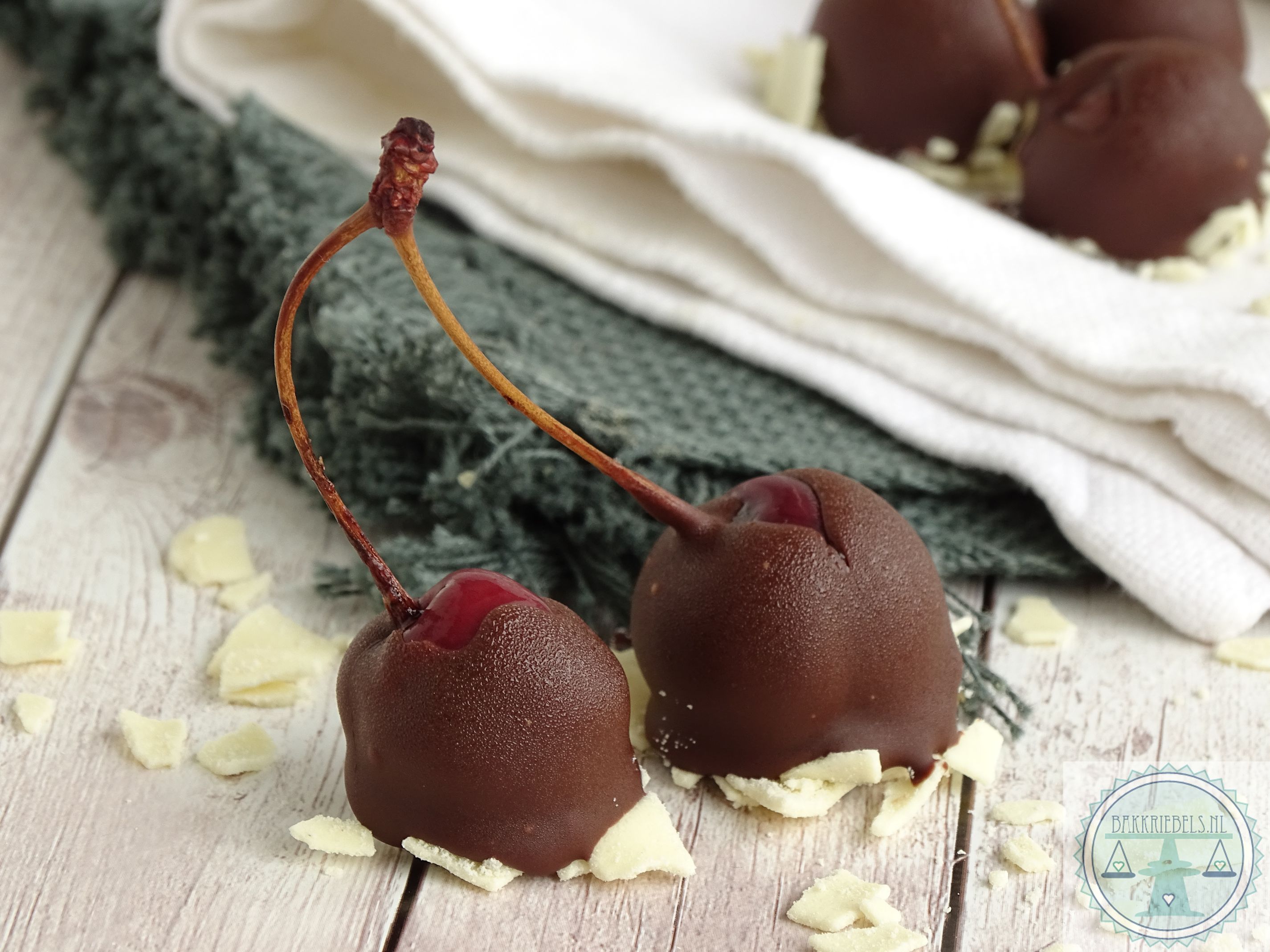 Kersenbonbons en kersenlikeur - Bakkriebels