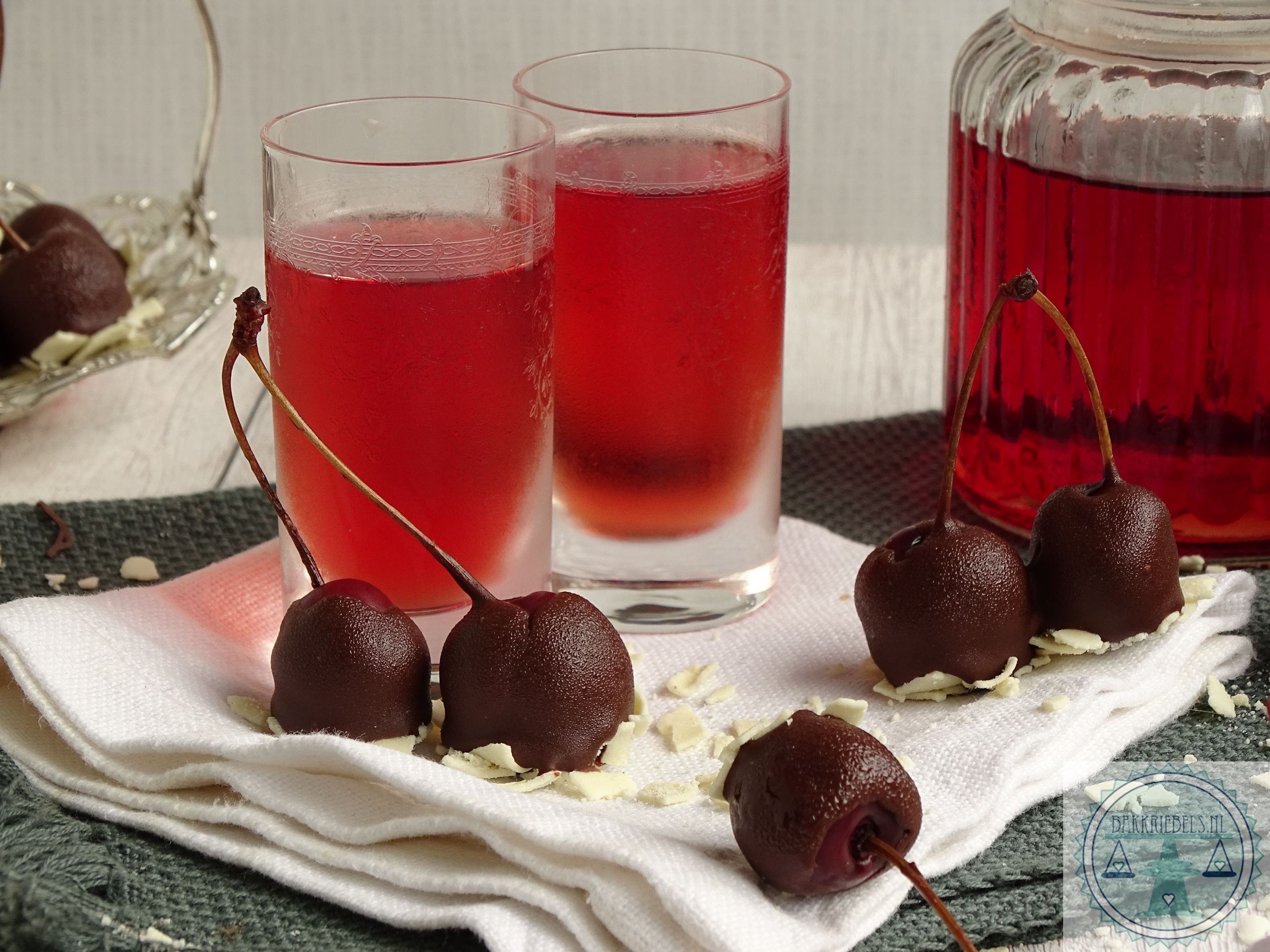 Kersenbonbons en kersenlikeur - Bakkriebels