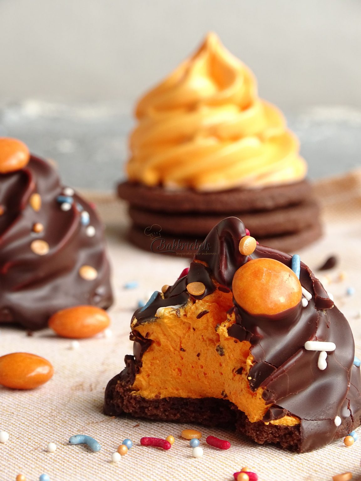 Sinaasappel - chocolade zoenen - Bakkriebels