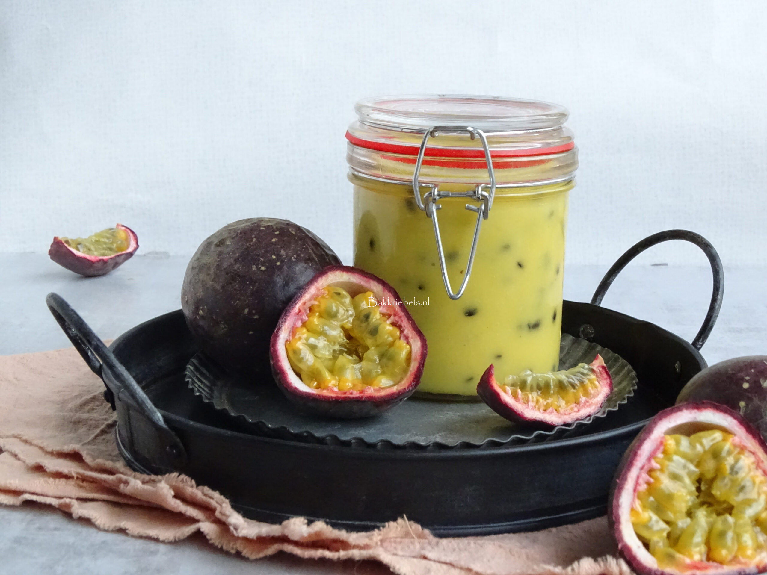 Passievruchten curd - Bakkriebels